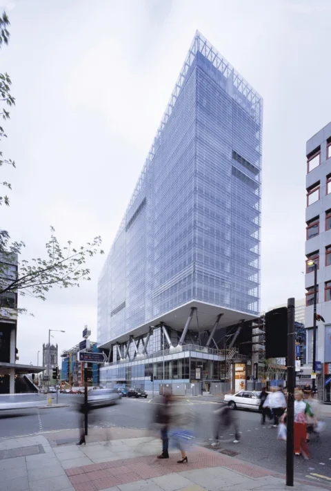 Under the Table with Ian Simpson of SimpsonHaugh - Solus