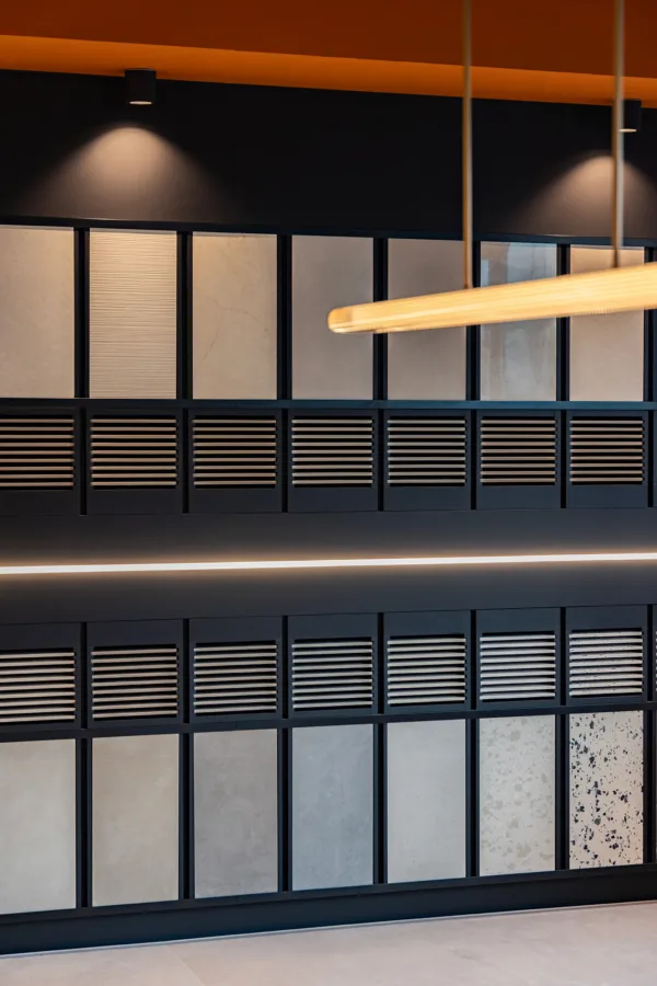 BIRMINGHAM SHOWROOM - Solus
