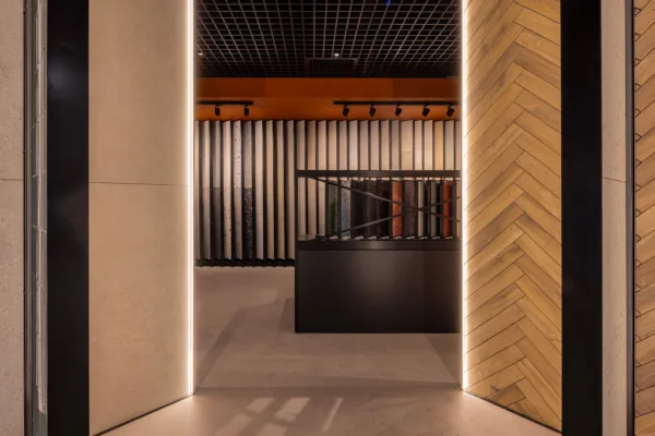 BIRMINGHAM SHOWROOM - Solus