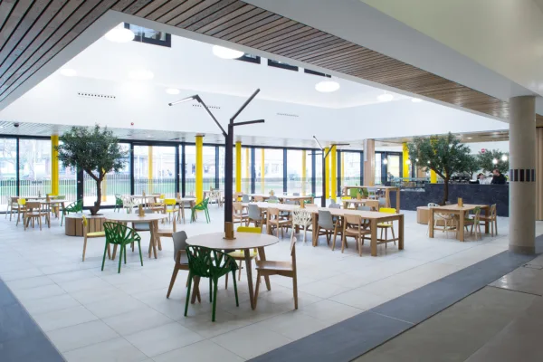 The Hub at Coventry University brings the outside in - Solus